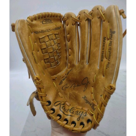 Rawlings | Games | Rawlings Cal Ripken Jr Fastback Model Rbg3w 13 Inch ...
